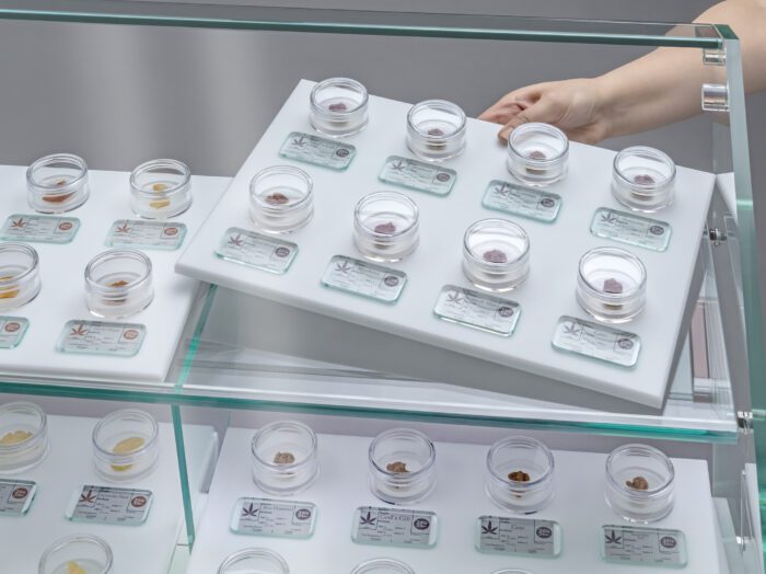 Dab Bar Cabinet™ - Bud Bar Displays® - For Extracts and Concentrates